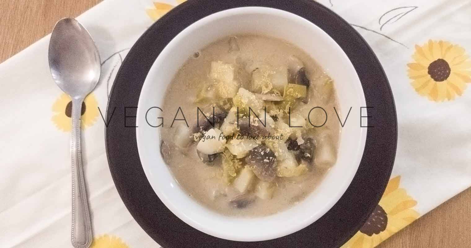 Sopa de Papas y Puerro con Hongos | Vegan in love