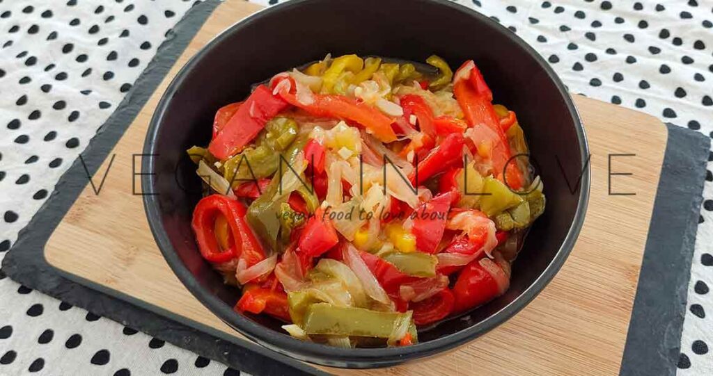 Sauteed Pepper and Onions | Easy & Tasty! | Vegan in love